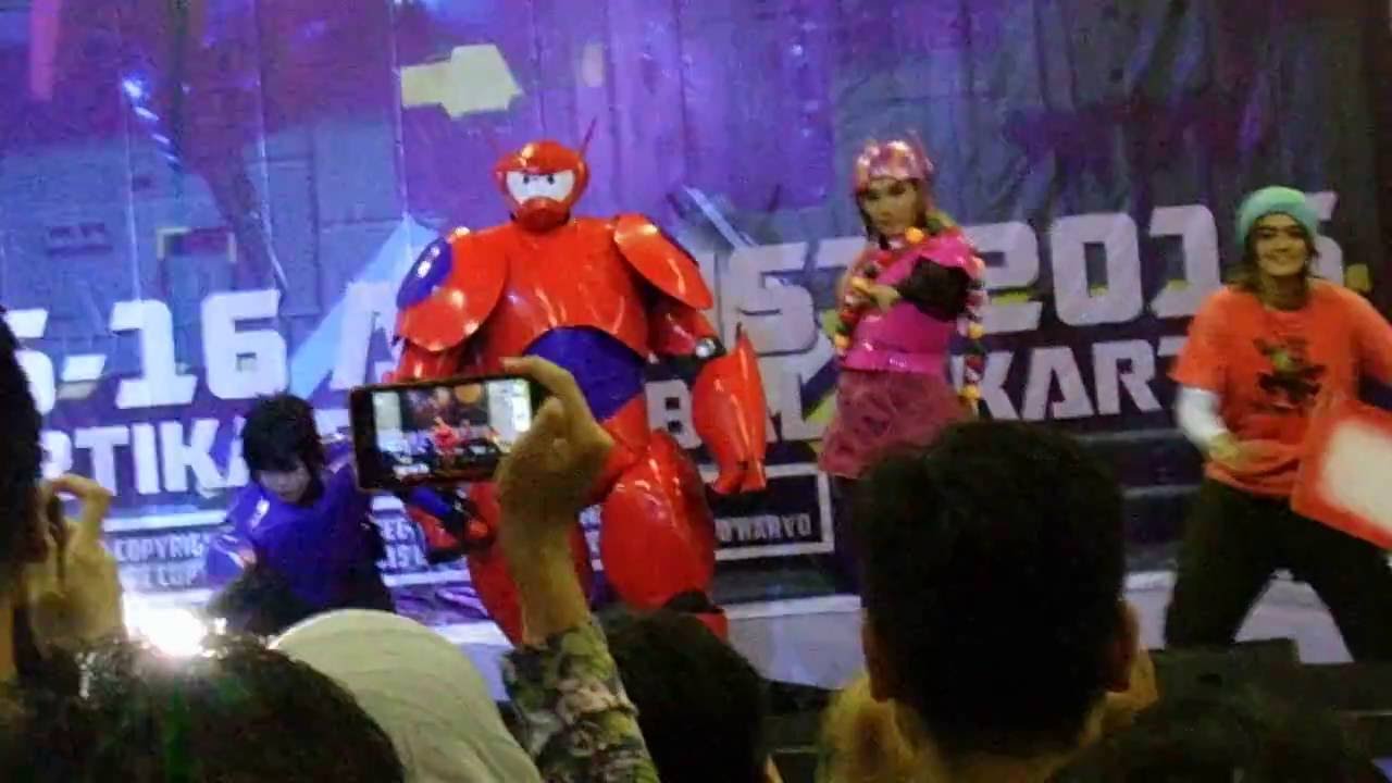 Big Hero 6 (Cosplay Show) @Balai Kartini Agustus 2015 - YouTube