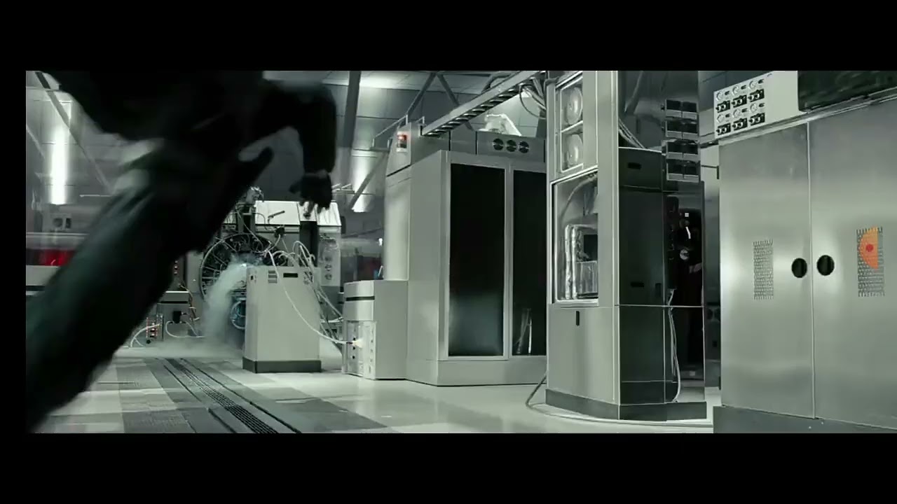 terminator salvation john conner vs t-rip - YouTube