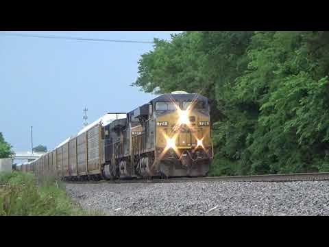 CSX ES44AH 724 w/ Nice K5HL Leads Automotive Q580-01 on 6/2/21 - YouTube