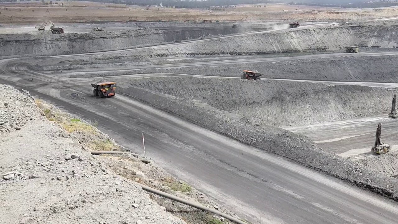 Bengalla Mine open day - YouTube