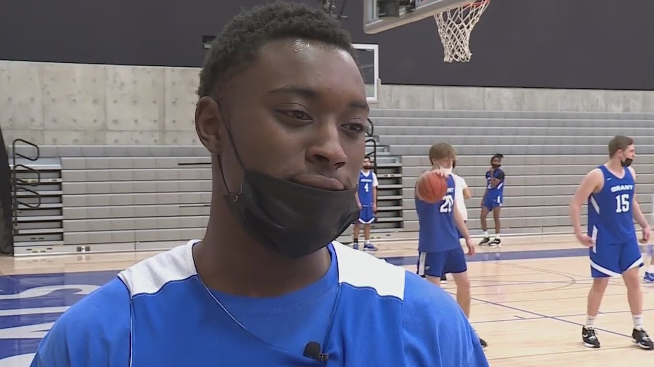 Grant’s Adrian Mosley has 2 constants: basketball, brother - YouTube