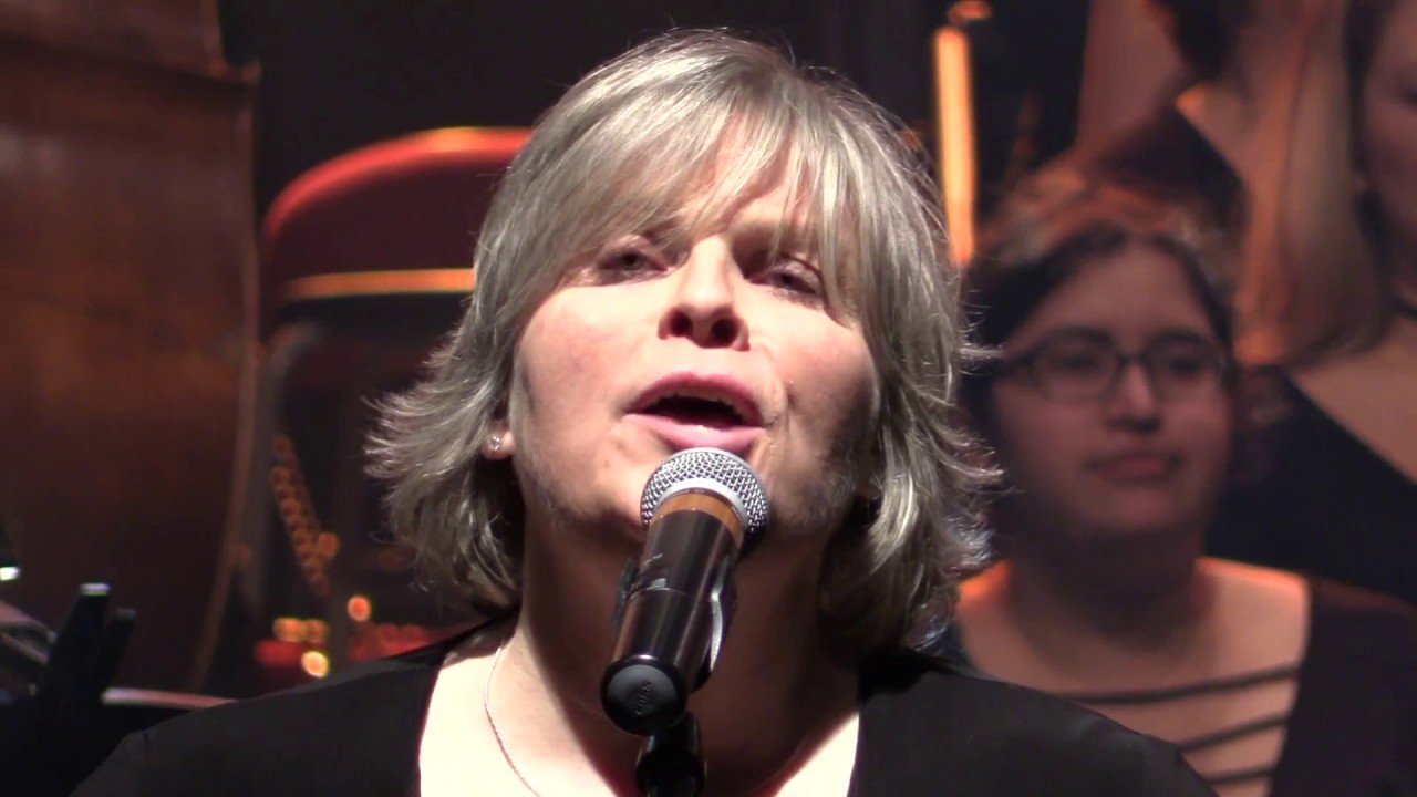 ''RIGHT HERE'' KATE MORRISON with Bishop University Singers - YouTube
