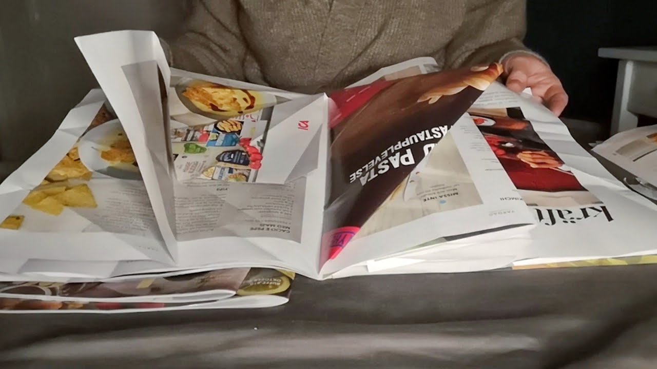 ASMR | Folding and tearing pages | Page turning - YouTube