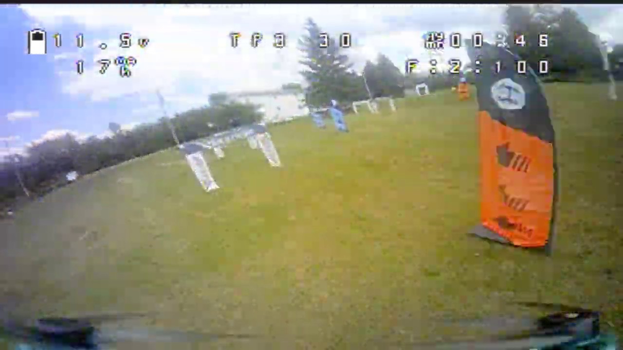 TP3 Toothpick drone flying micro race track! - YouTube