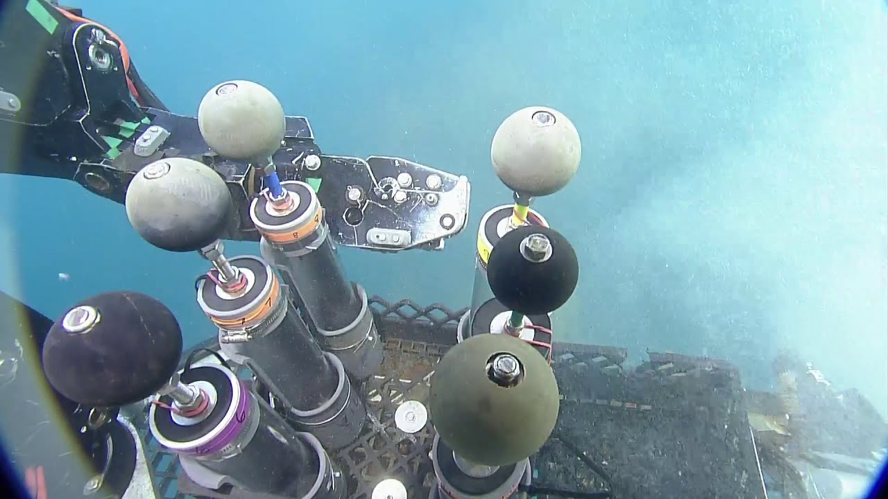 ROV Hercules Dive NA124 H1840 2020 10 29 23 07 59 537 UTC 1 W1 - YouTube