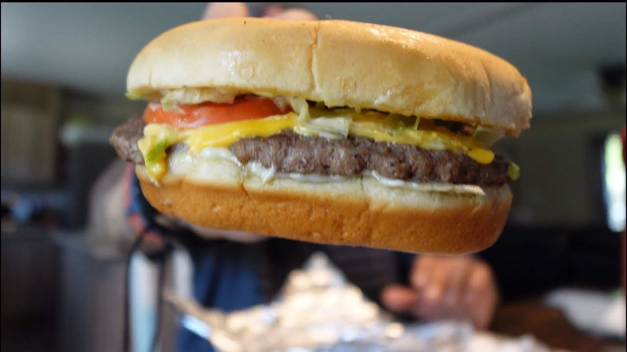Gas station burger!!! - YouTube