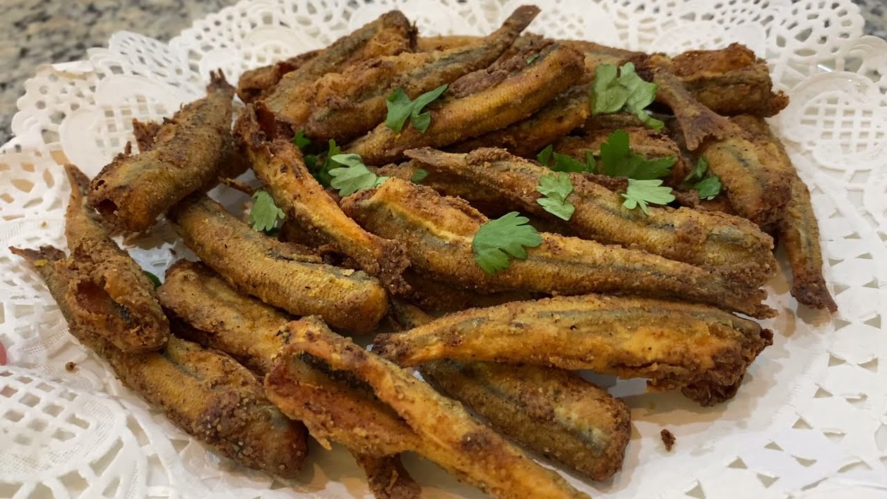 HOW TO MAKE EASY AND DELICIOUS FRIED SMELTS! RECIPE #138 - YouTube