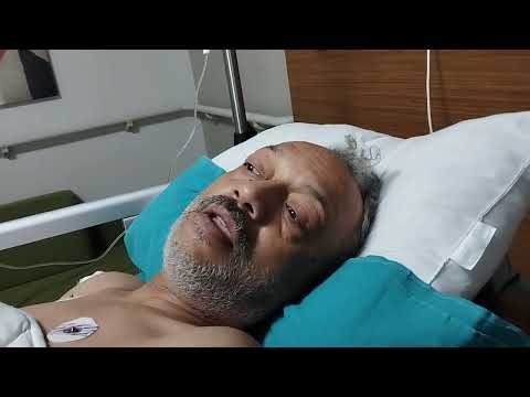 Kendi bacağını kesmek zorunda kaldı