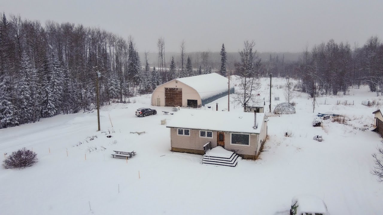 south of Grovedale AB - YouTube