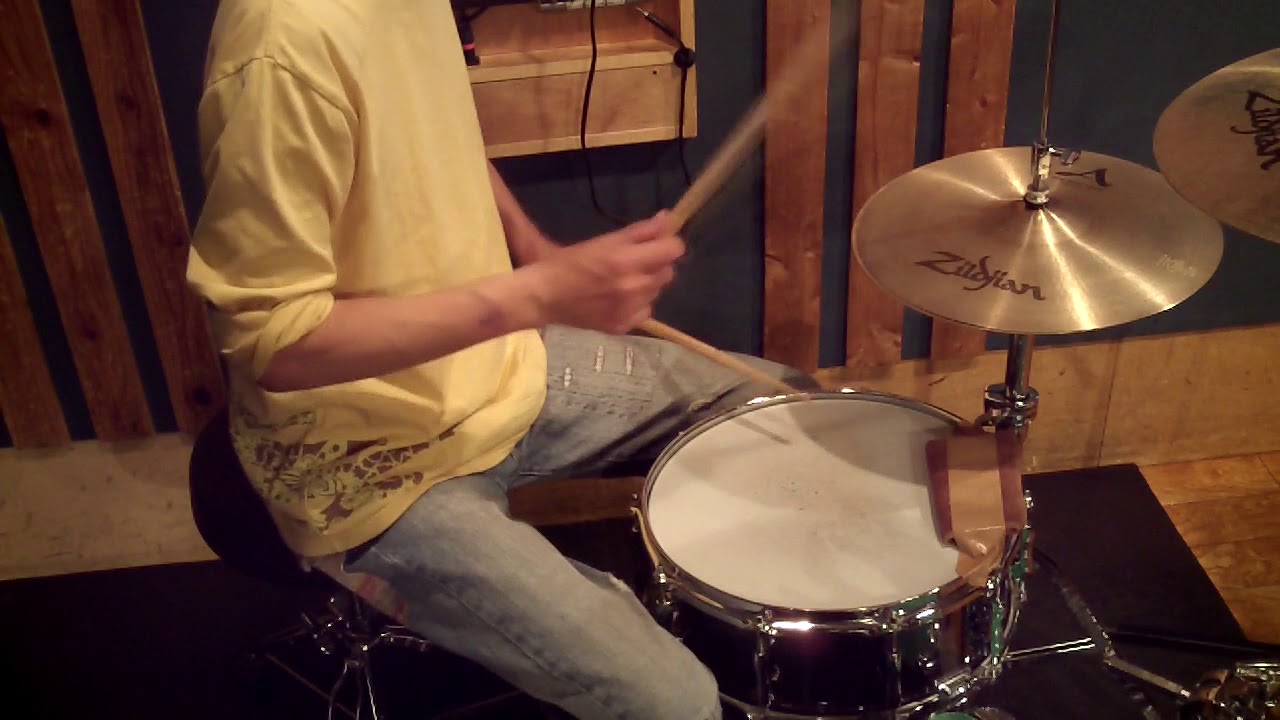 Chris Dave 's Afro Groove ( Robert Glasper - Why Do We Try ) - Drum ...