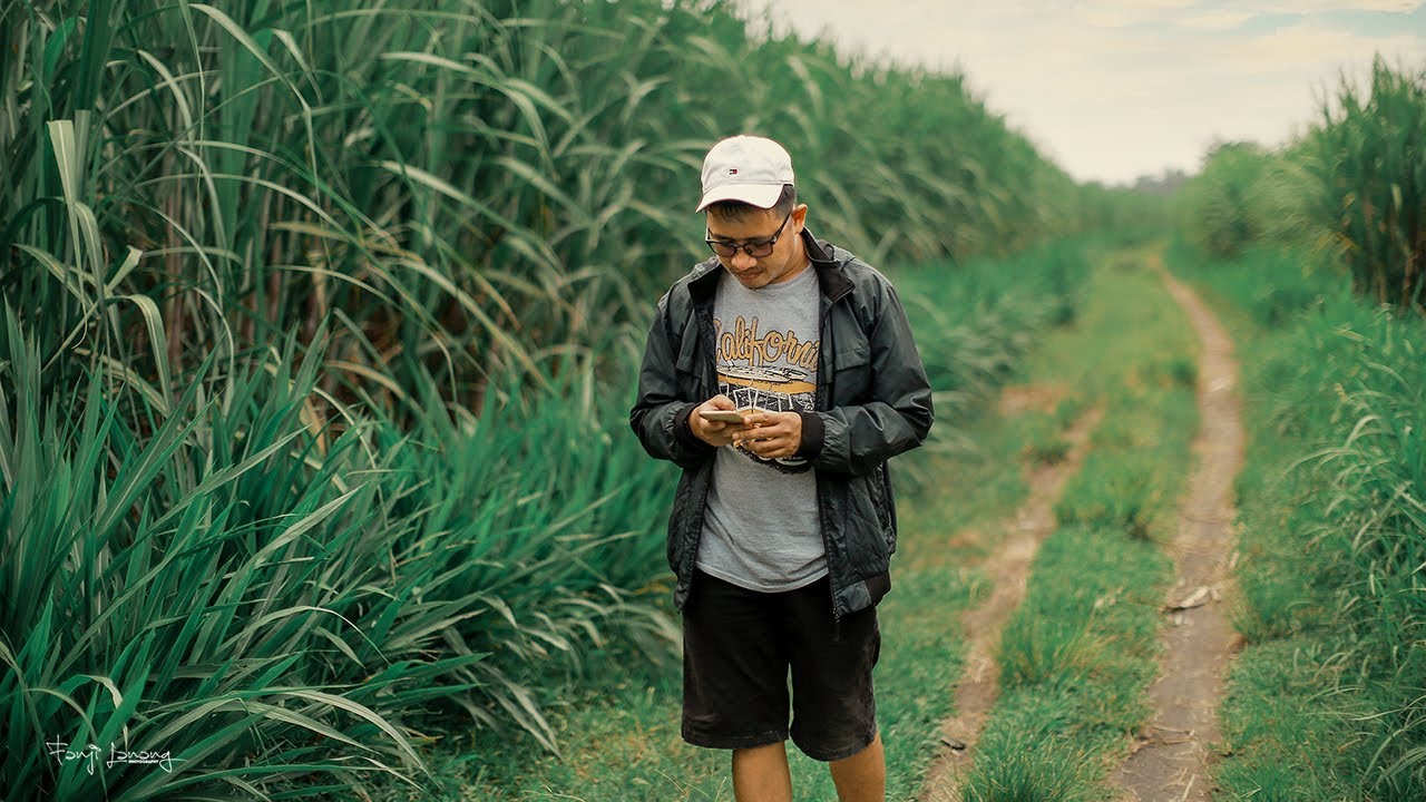 Retro Vintage Color Grading Tone | Photoshop Tutorial - YouTube