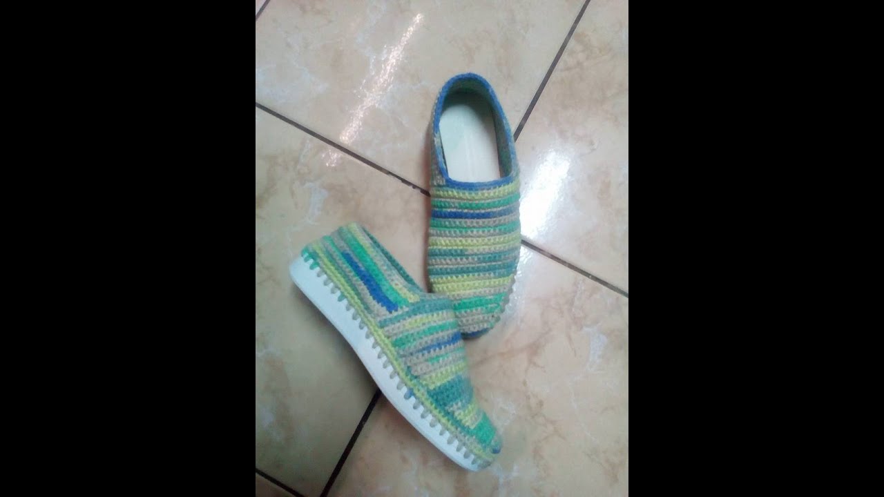 Crosetam papuci de dama marimea 37-38 pe talpa - YouTube