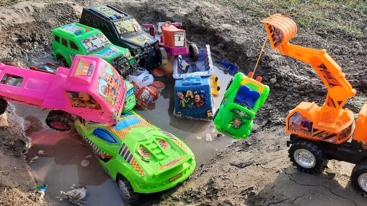 Cleaning the muddy Toys|Cleaning muddy motu patlu truck|car cartoons for kids|jcb helping Toy's ...