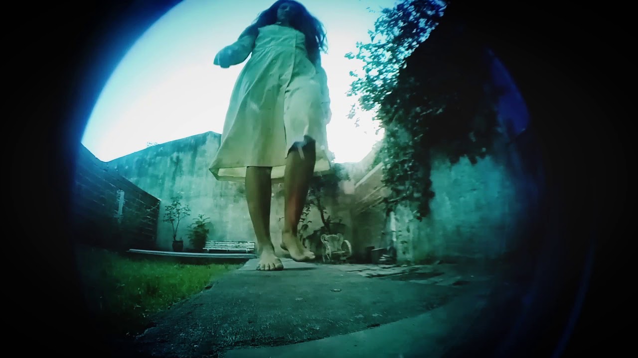 Lo vomito - Belén Ceci - YouTube