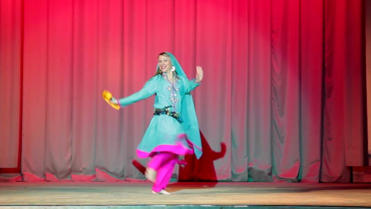 БАНДАРИ. Bandari dance. - YouTube
