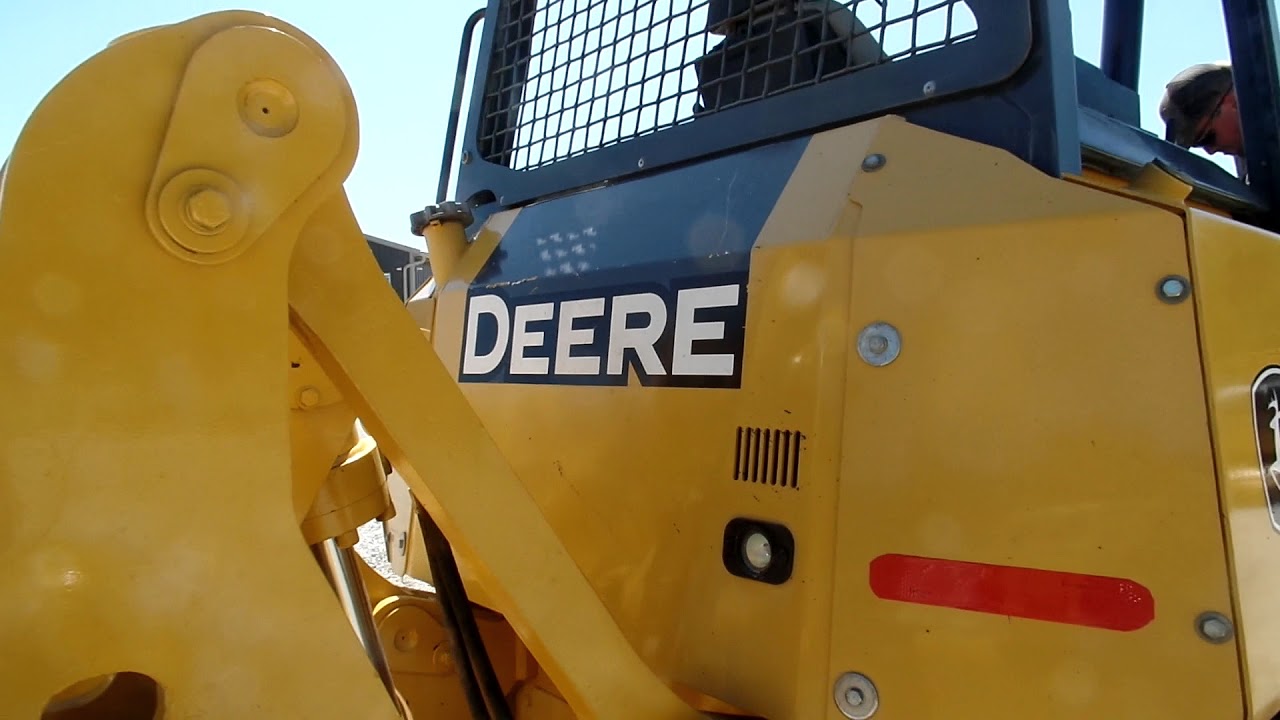 John Deere 700J dozer with ripper C&C Equipment - YouTube