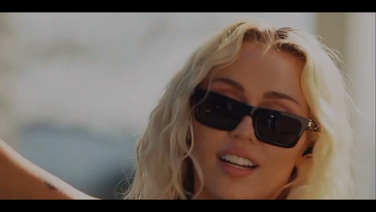 Miley Cyrus: Rose Colored Lenses - Adelanto Exclusivo - YouTube