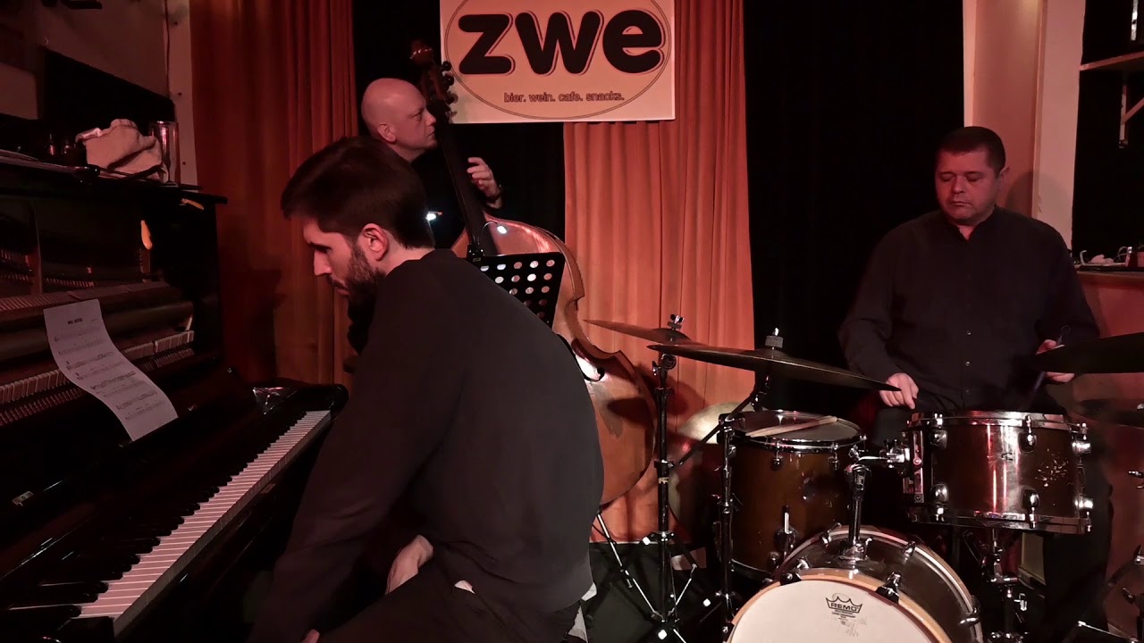 Valentin Schuppich Trio - If I Were A Bell live at ZWE, Vienna Jan 31 ...
