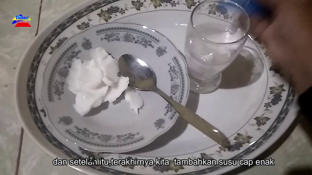 Es Kelapa Susu Segar dan Nikmat - YouTube