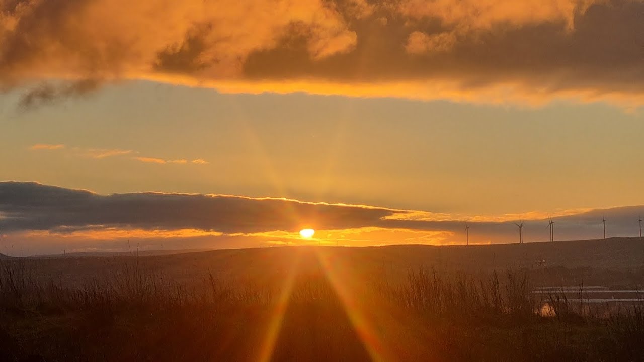 beautiful sun rise in the North of England - YouTube