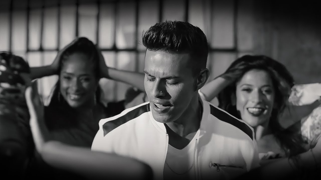 ROBERT CLIVILLÉS Feat. CnC MUSIC FACTORY LATINOS DEL MUNDO (LDM) - Yo ...