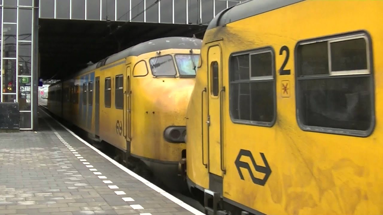 NS Plan V 457+465 vertrekken van station Eindhoven - YouTube