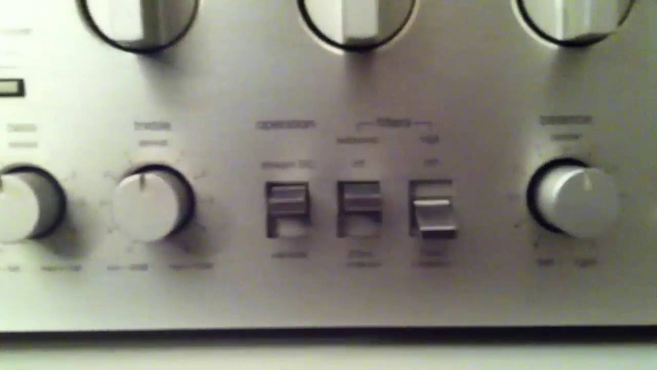 Technics SU-V8 Amplifier - YouTube