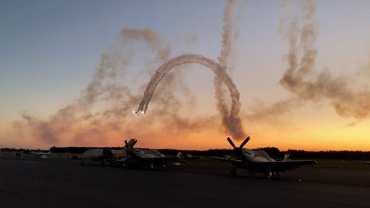Sunset Formations - AeroShell Aerobatics Team Night Show - YouTube
