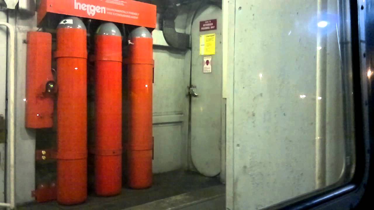 Guards compartment in a FGW HST Power Car 25/04/2011 - YouTube