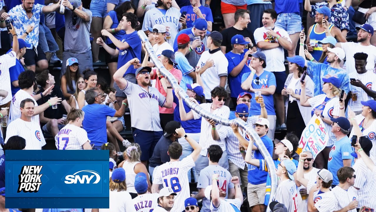 Steve Gelbs slithered into the beer snake during the Mets-Cubs at ...