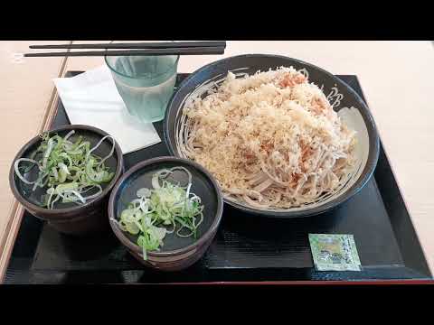 ゆで太郎、で、二枚盛り、の、大盛！を食べた。(^^)美味い！