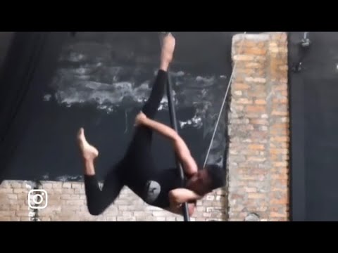 Treino de pole/mastro pendular - YouTube