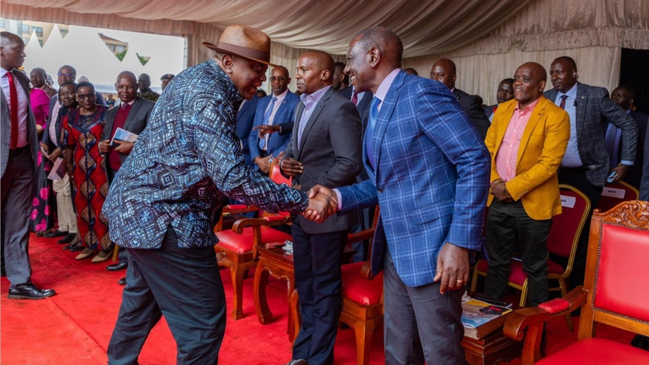 HANDSHAKE!! President Ruto & Former President Uhuru embrace each in ...