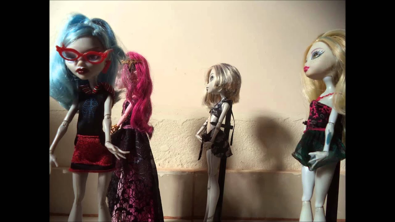 monster high smile - YouTube
