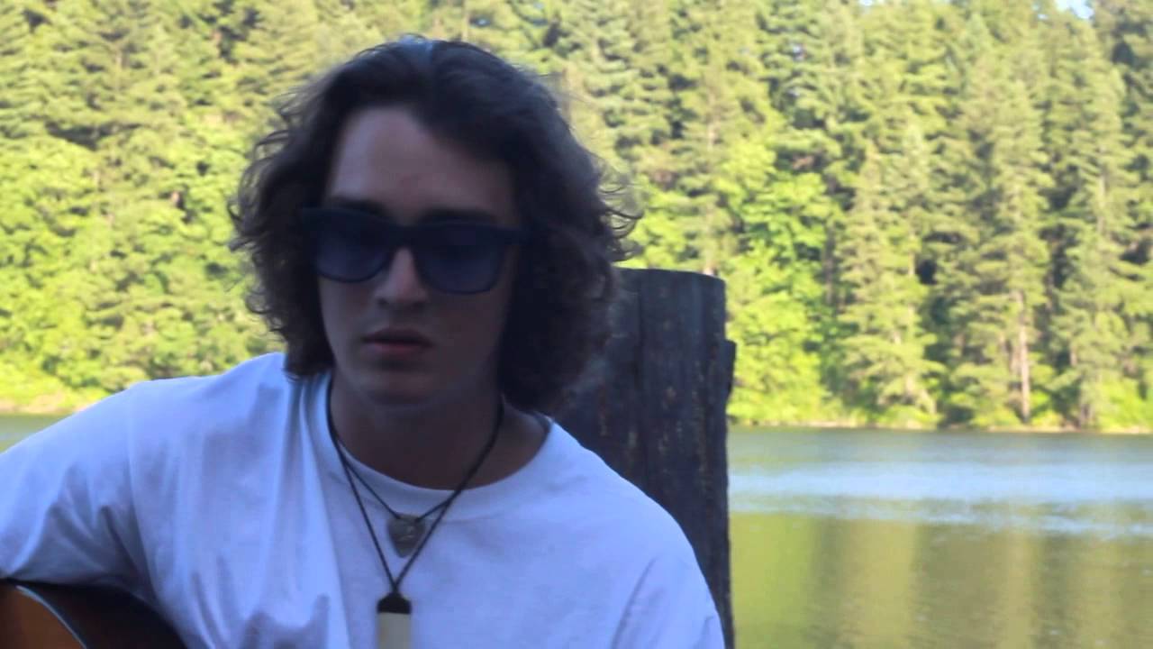 Foreign Talks - All Alone (Live) - YouTube