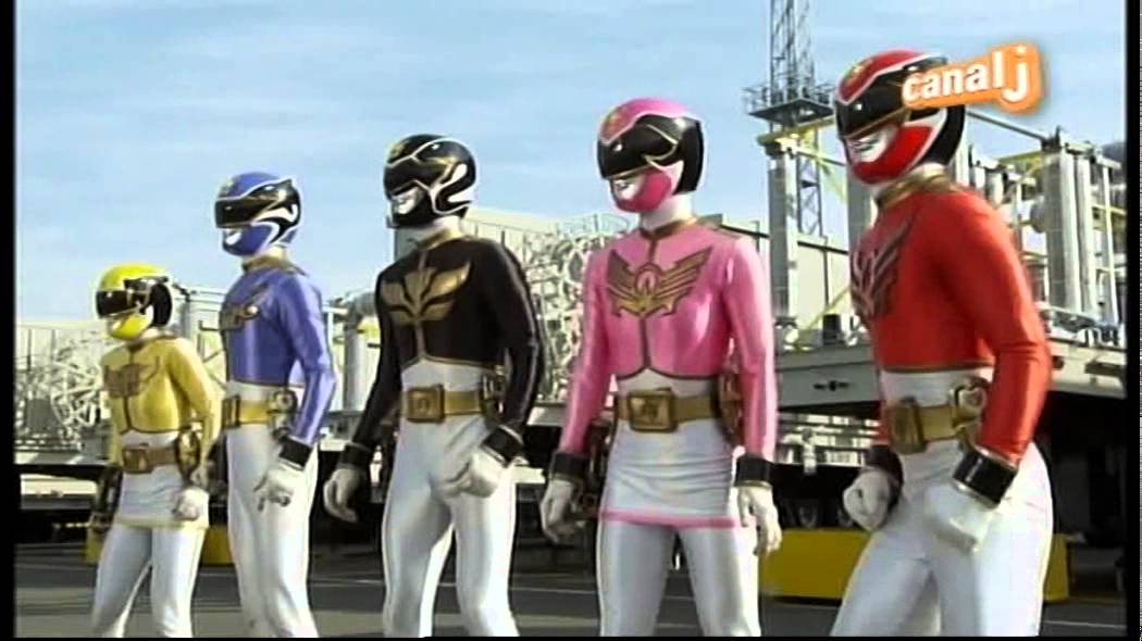 Power Rangers Super Megaforce - Extrait VF - Arrivée du Robot Chevalier ...