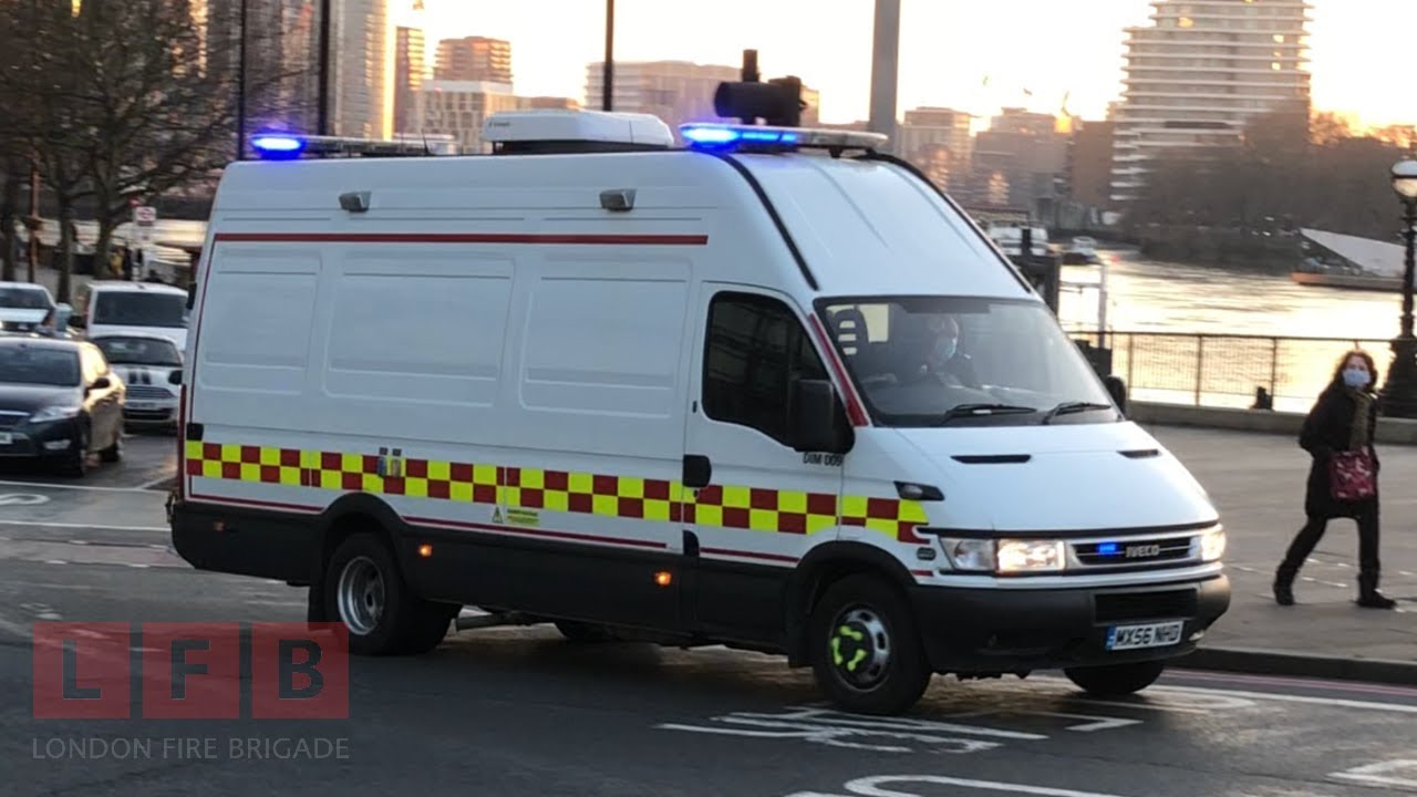 London Fire Brigade DIM unit - AT1 Lambeth Turnout - YouTube