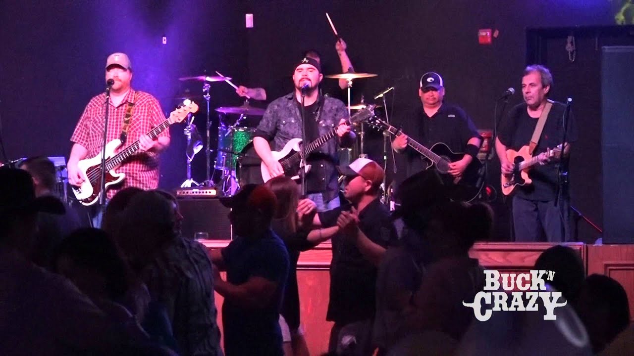 Buck'n Crazy Live "In My Arms" - YouTube