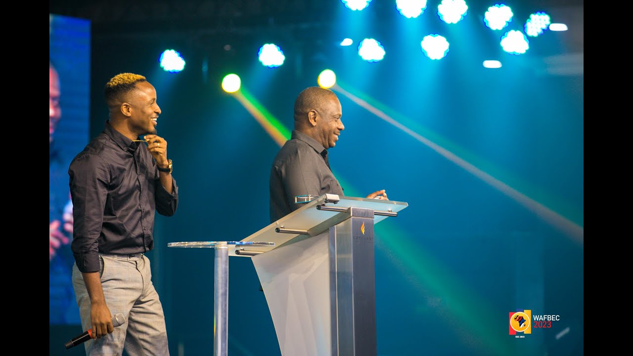 GAISE BABA AT WAFBEC 2023 | Pastor Poju Oyemade asks Gaise Baba to sing ...
