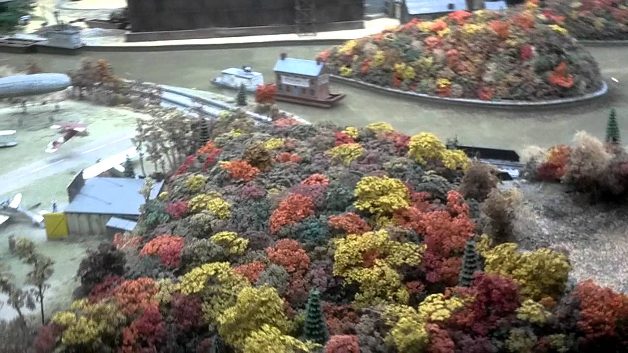 Carnegie Science Center Train Exhibit - YouTube