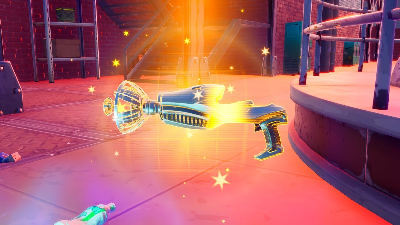 Fortnite adds NEW Mythic Weapon - YouTube