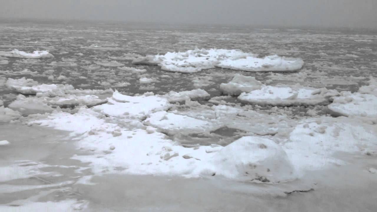Shelf Ice Lake Michigan December 2013 - YouTube