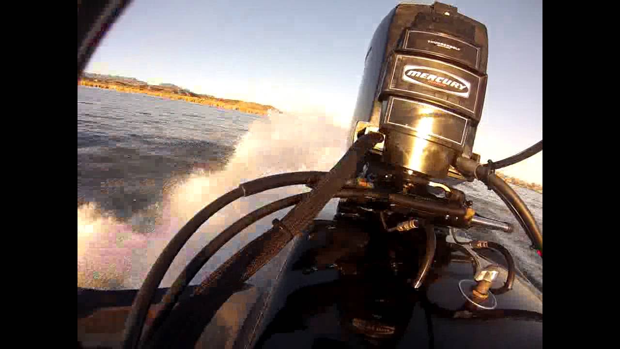 Thanksgiving Regatta Circle Boat Races- STV outboard River Rocket - YouTube