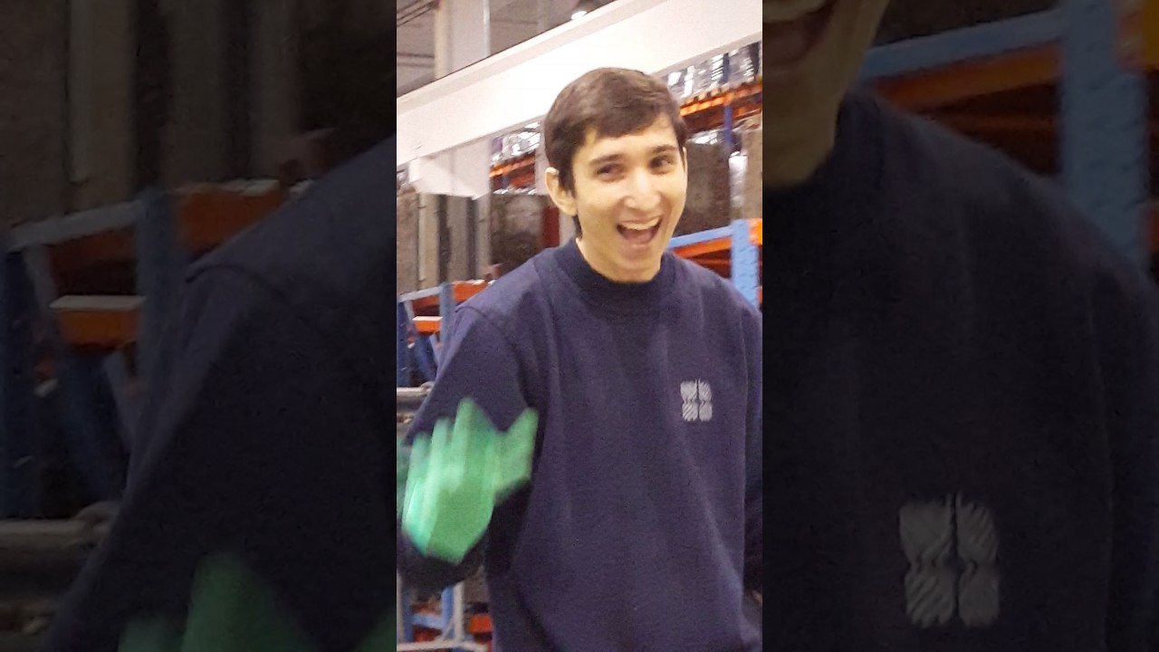 Messi sacando la basura - YouTube