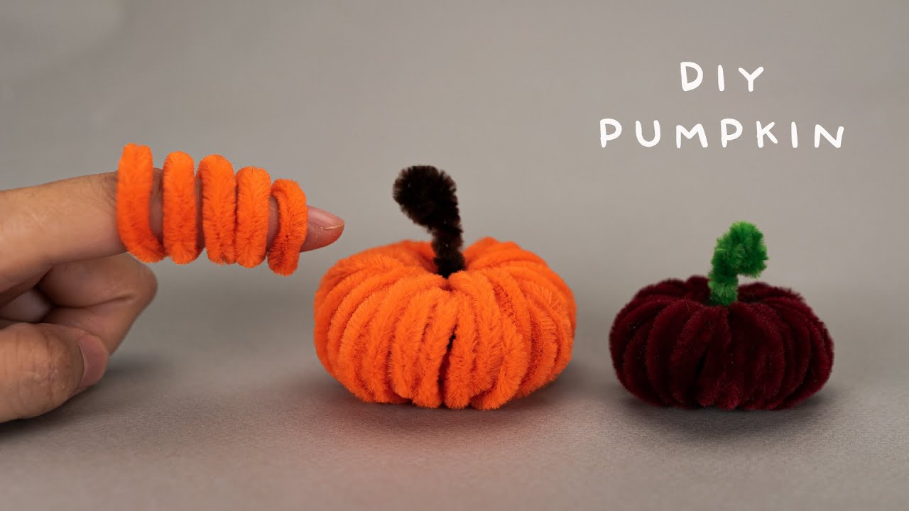 DIY Halloween Pumpkin - Easy Pipe Cleaner Pumpkin - DIY Halloween ...