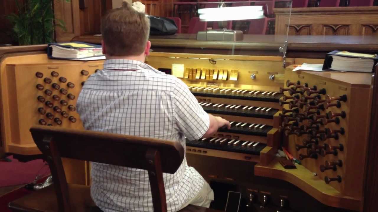 Matt Gerhard, Now Thank We All Our God, Casavant Organ, Oak Park United ...