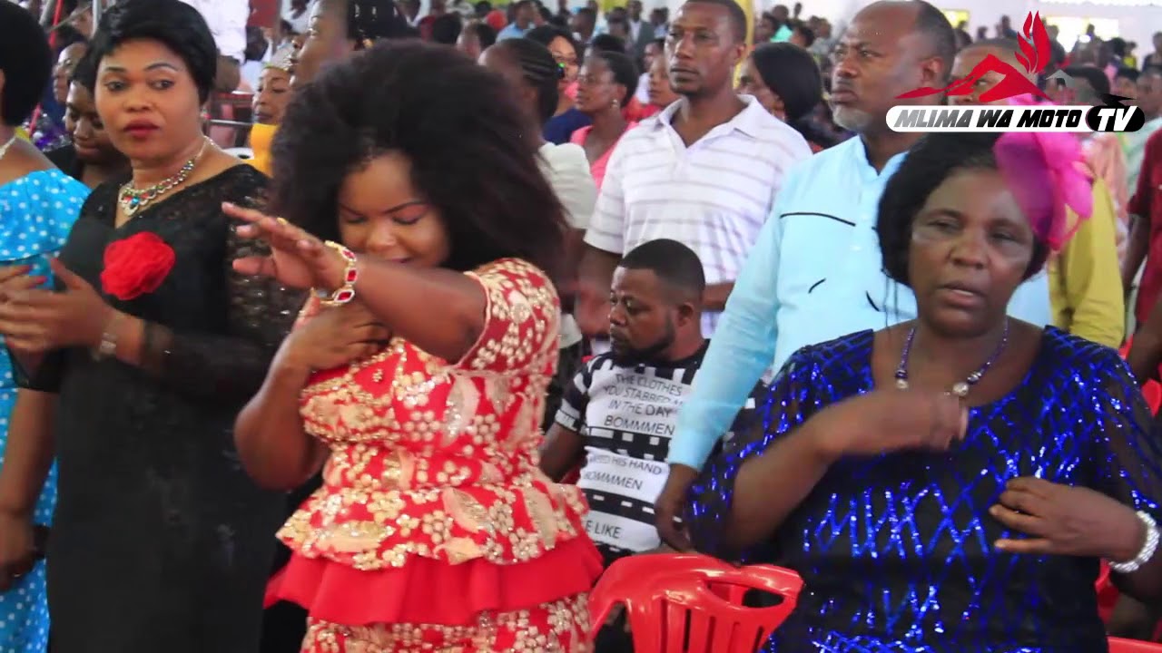 Nani ashike Neno la BWANA asiuone mkono wa BWANA ? Martha Komanya na ...