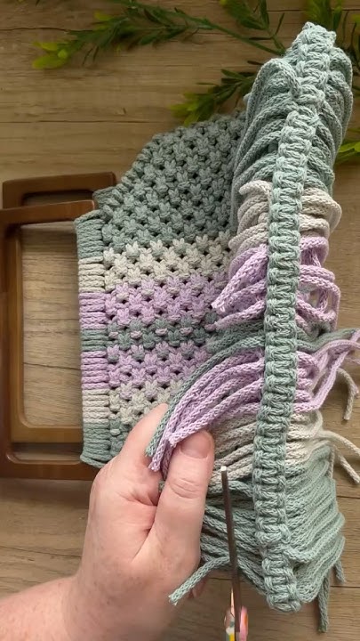 Beautiful finish to a macrame bag! Full tutorial available in my videos! #macrame # ...