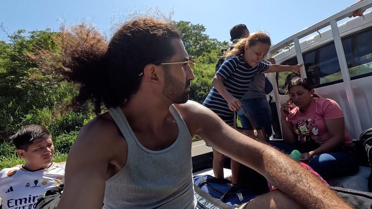 Crossing The Worst Border In Central America ! 🇳🇮 - YouTube