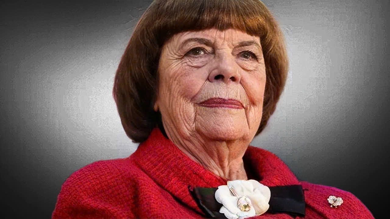 Mireille Mathieu A Maintenant Plus De 80 Ans Et Sa Vie Est Triste - YouTube